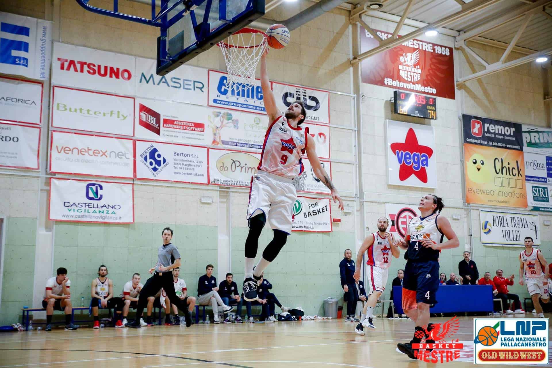Dorde Malbasa presenta la sfida di domani contro Vicenza - Basket Mestre